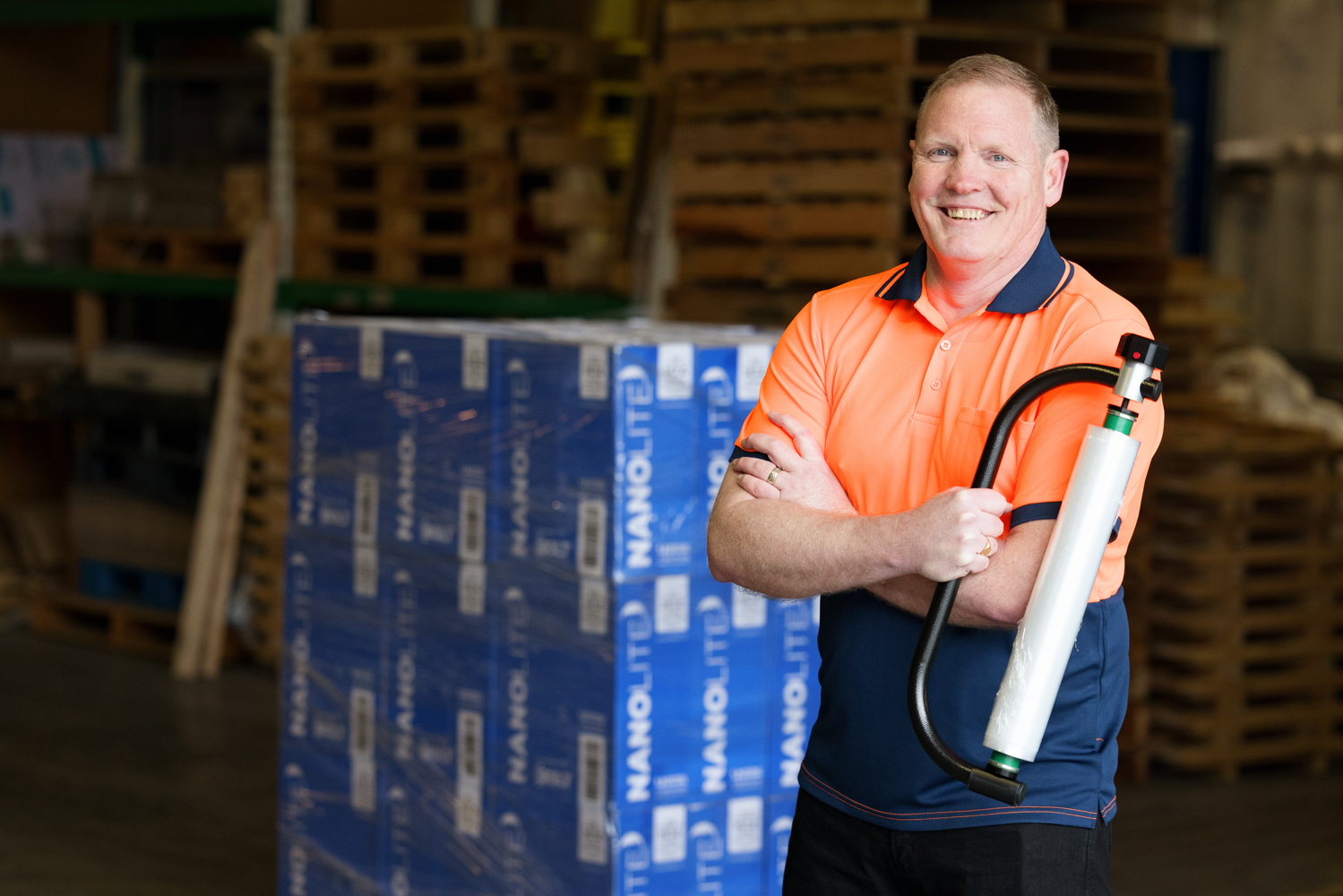 6 Steps to Safe, Fast and Easy Pallet Hand-wrapping - Universal Packaging