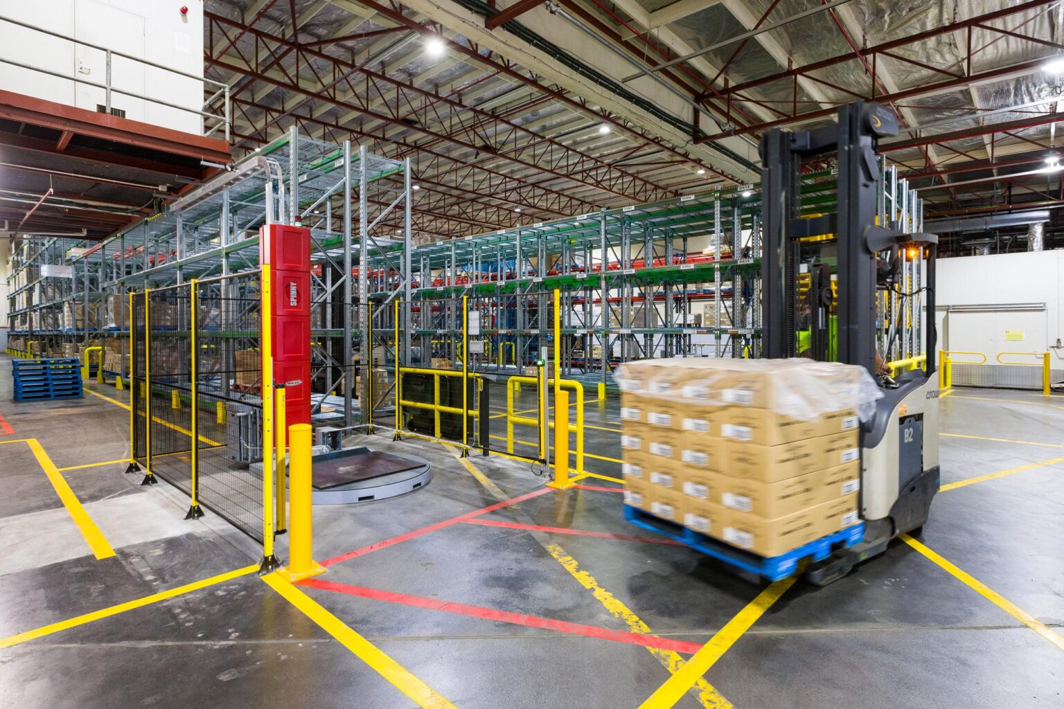 About Us & Our Pallet Wrapping Solutions - Universal Packaging