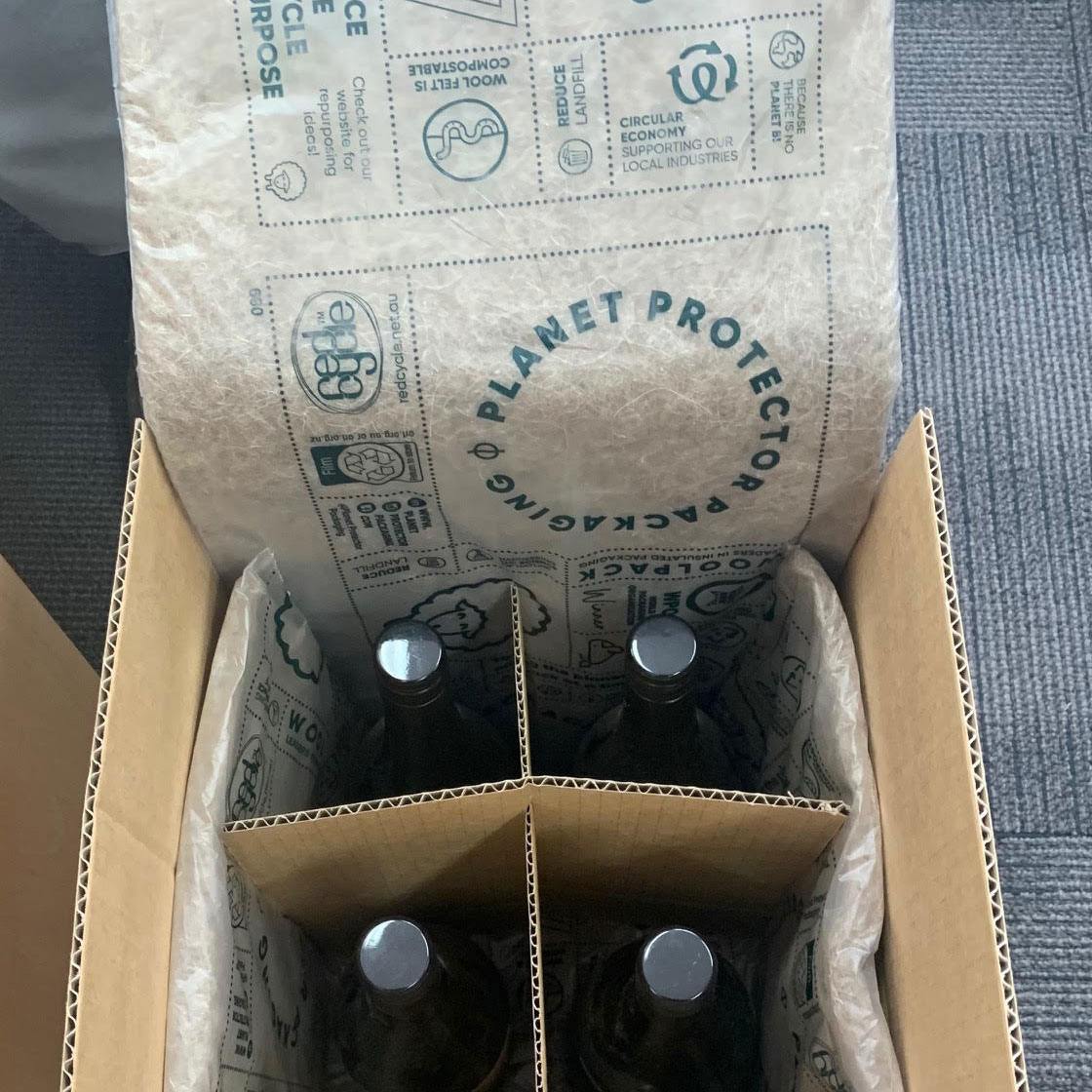 Protect your cold products when shipping - Woolpack - Universal Packaging